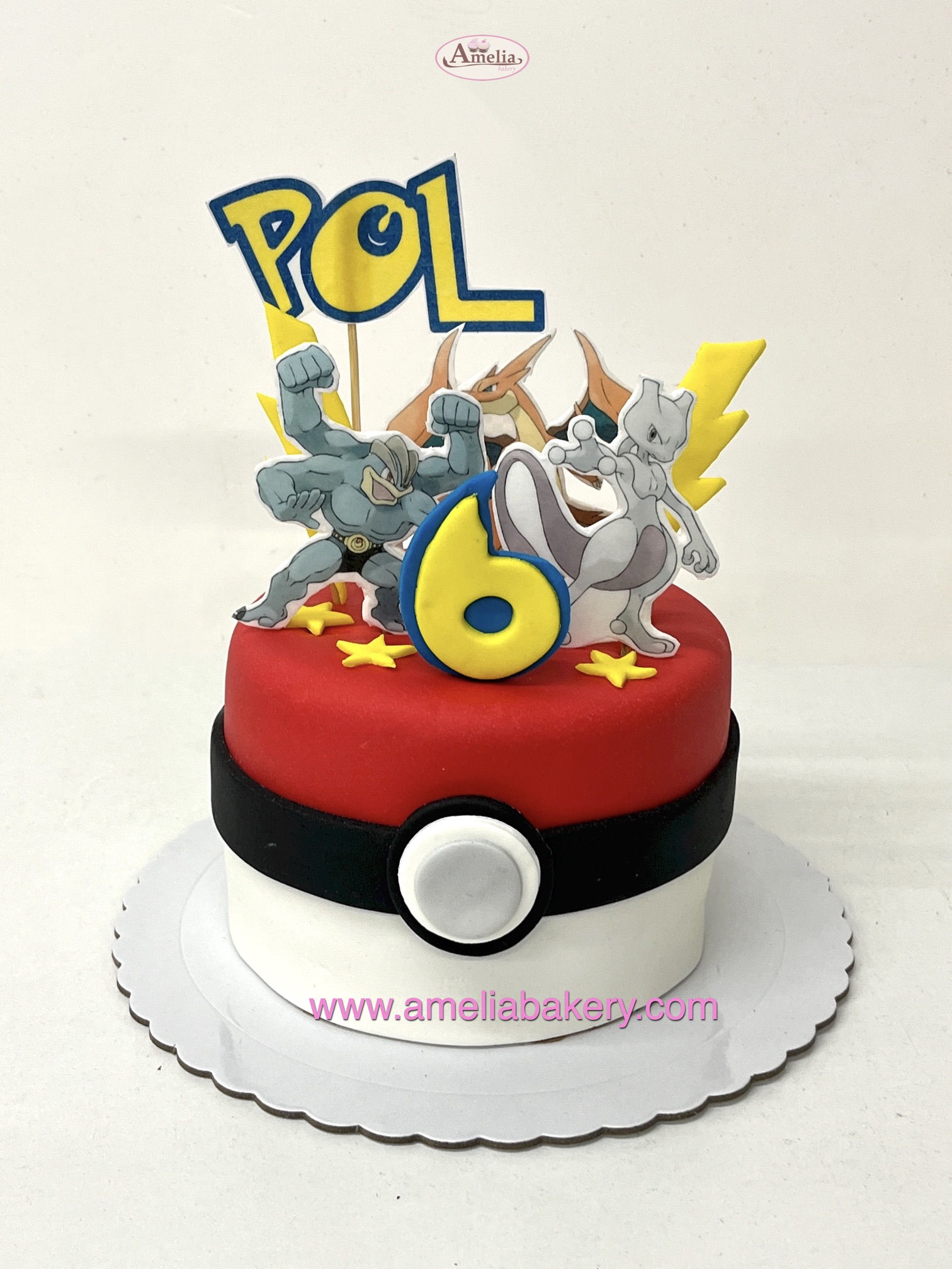 Tarta Fondant Pokemon topper Personajes Pokebola - Amelia Bakery